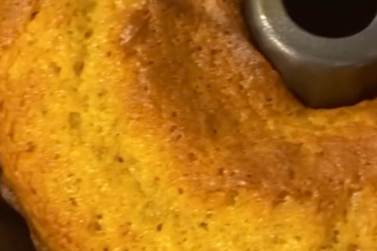 What makes my cake crack | To Get Recipes